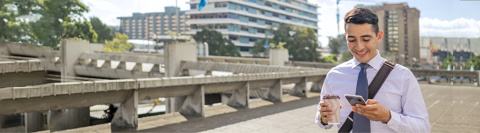 Discover the benefits of the FirstBank Cuenta UNO checking account